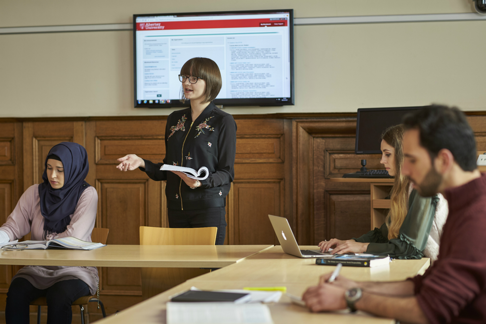 LLB (Hons) Law Degree | Abertay University