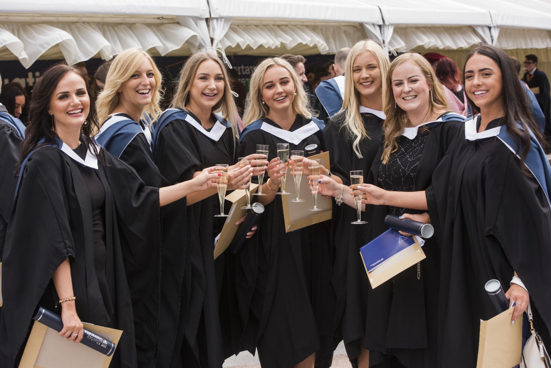 Class of 2018 graduate in style