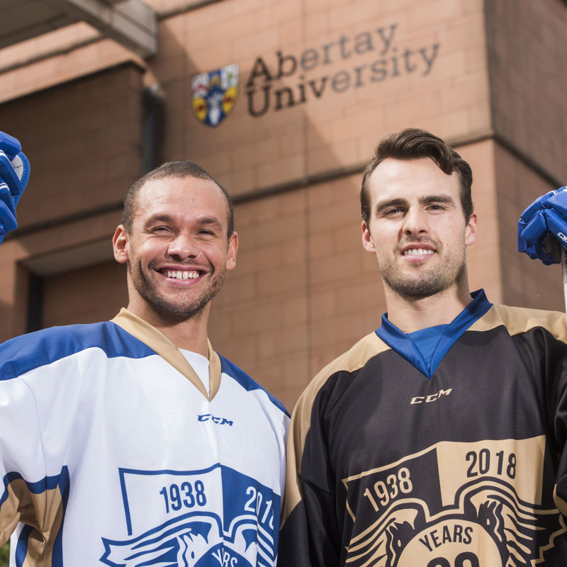 Abertay signs Fife Flyers sports science partnership